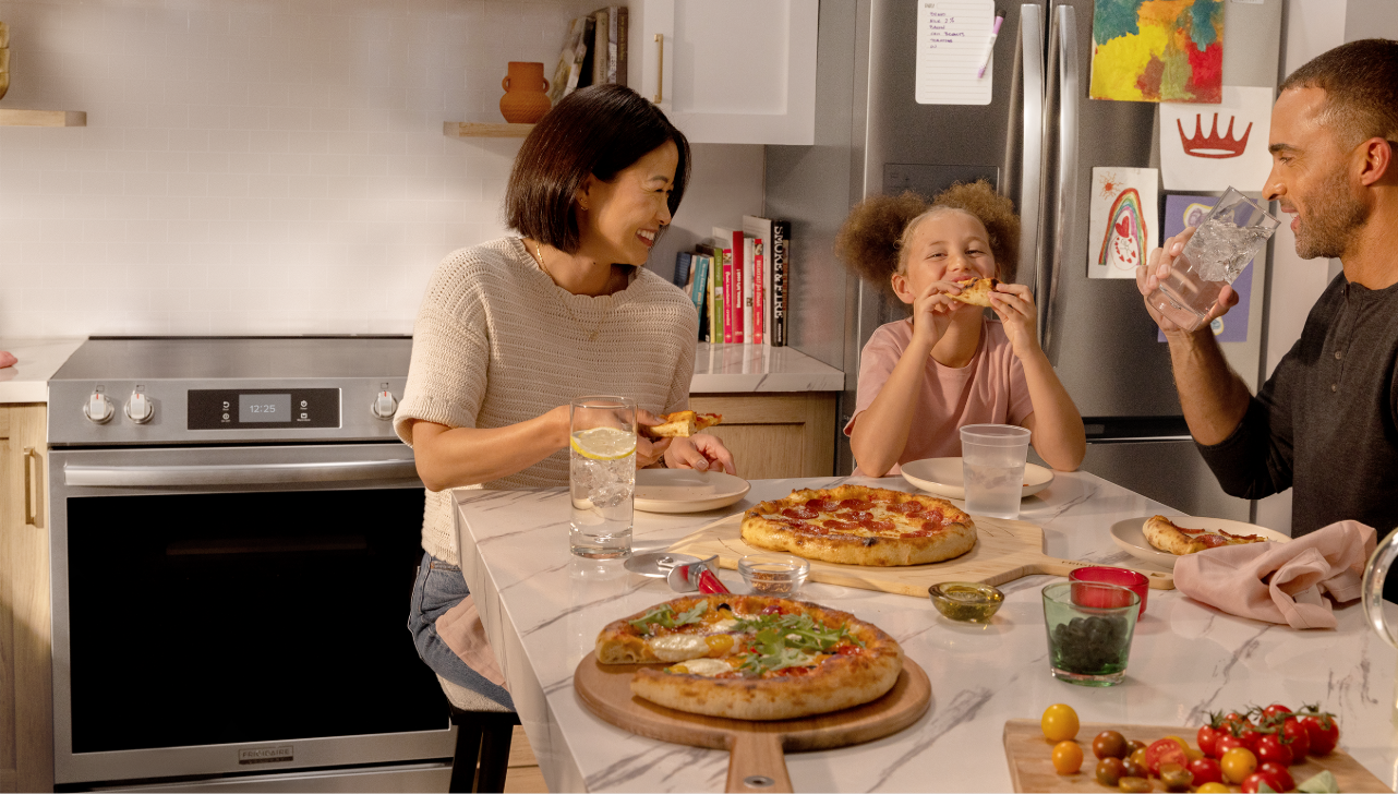 Get a Slice of This! 3 Tips for Hosting the Best Family Pizza Night ...